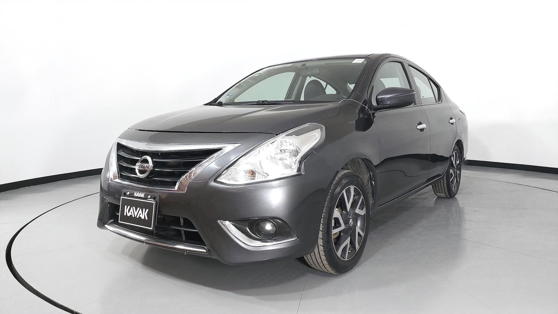 Autos Nissan Versa Exclusive Sedan 2017 usados | KAVAK México