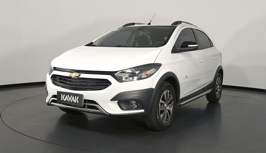 Carros Chevrolet Onix MPFI ACTIV Hatchback 2018 usados | KAVAK Brasil
