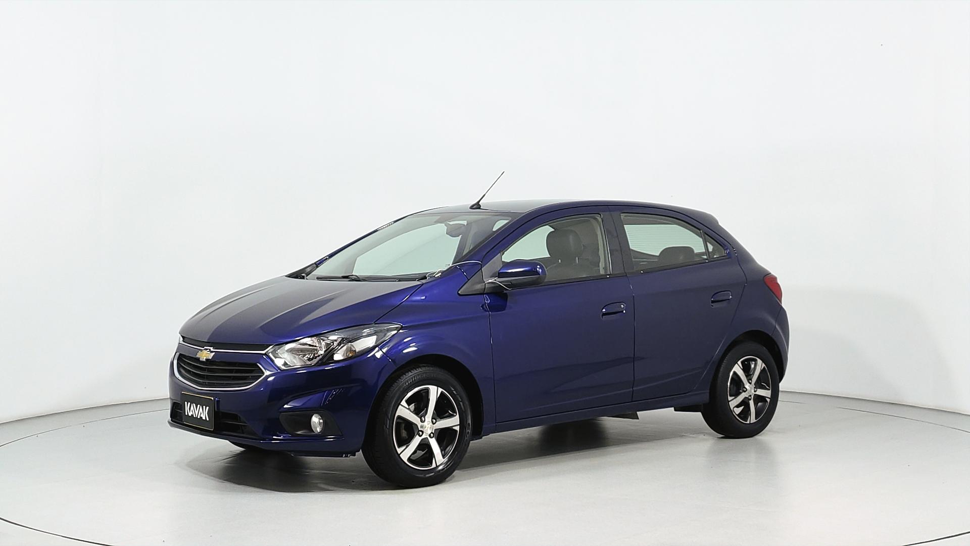 Autos Chevrolet Onix LTZ Hatchback 2018 usados | KAVAK Colombia