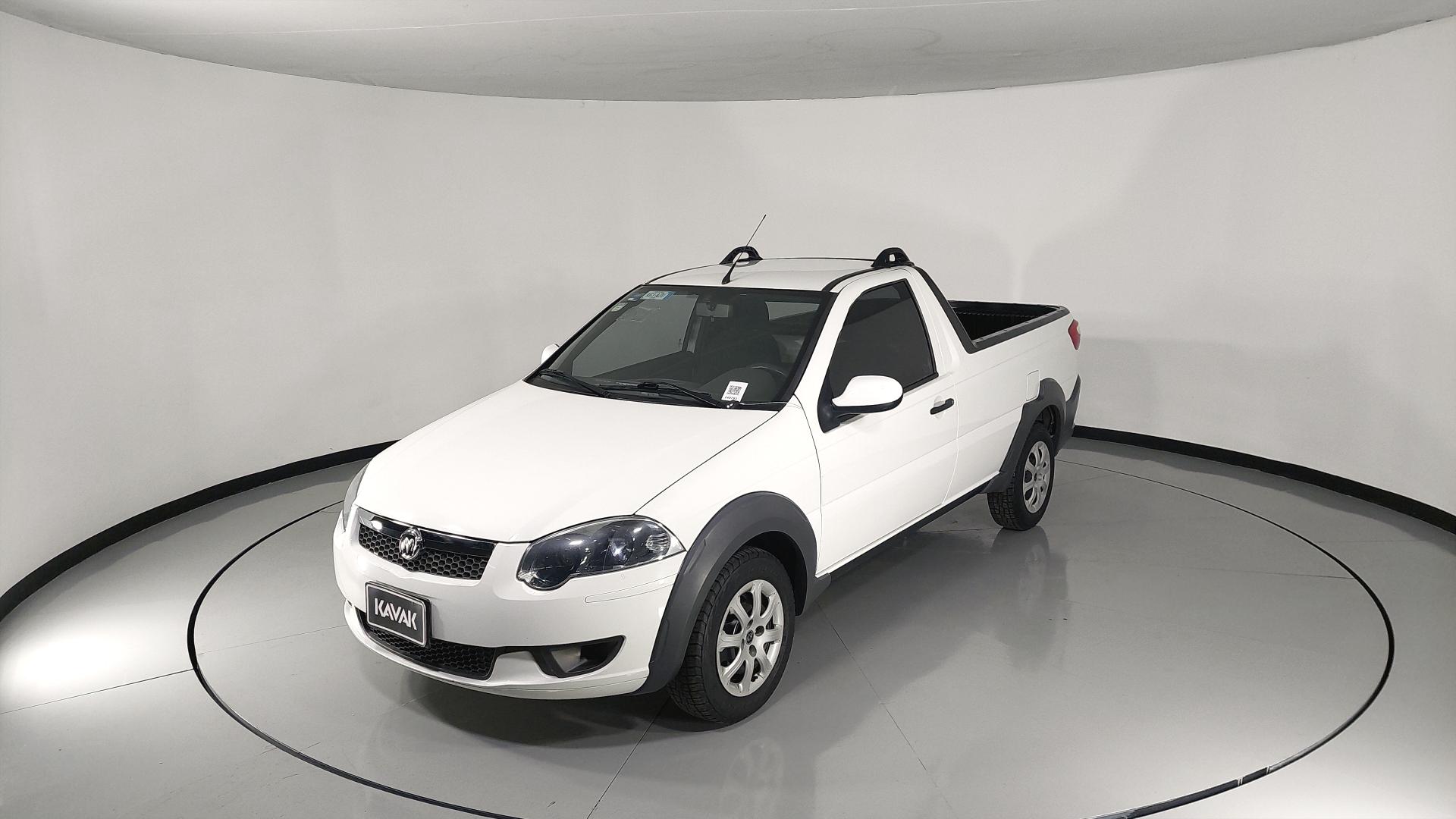 Autos RAM Ram 700 SLT REGULAR CAB Pickup 2018 usados | KAVAK México