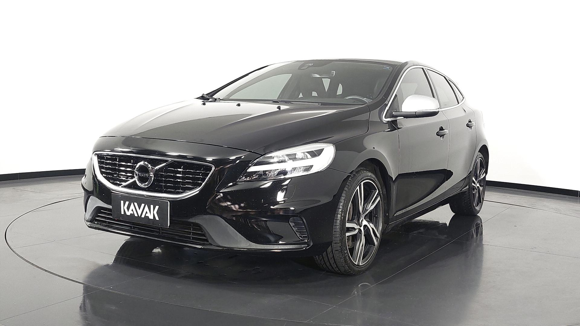 Carros Volvo V40 T5 R-DESIGN Hatchback 2019 usados | KAVAK Brasil