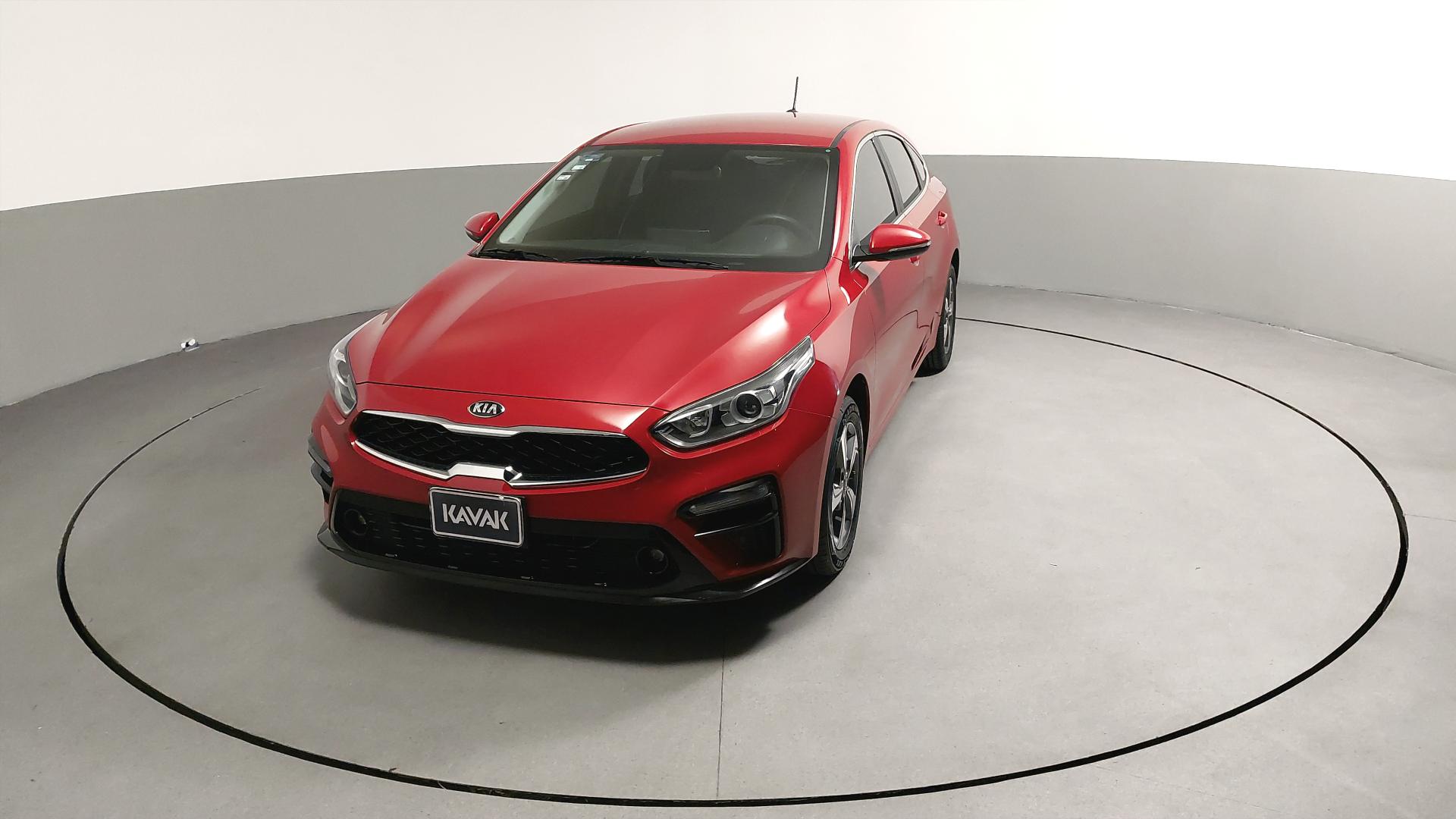 Autos KIA FORTE 2.0 EX IVT Sedan 2021 usados | KAVAK México