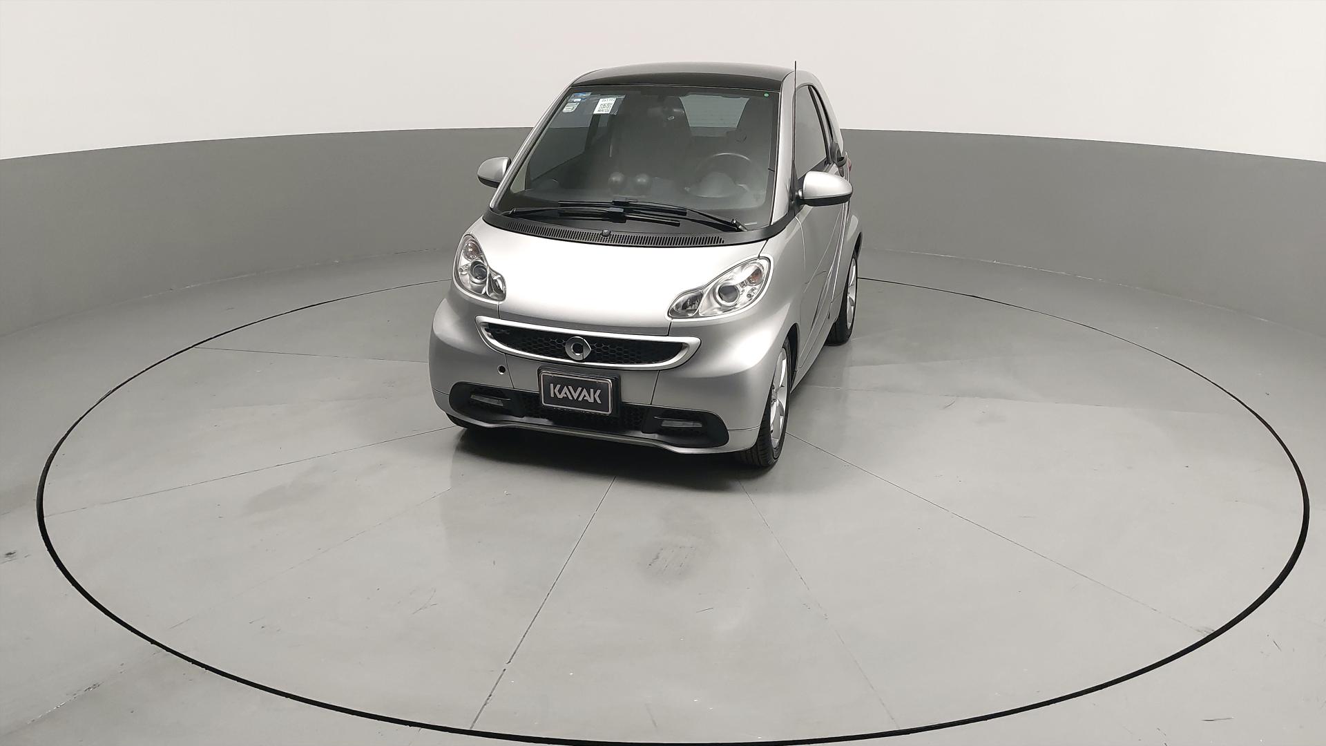 Autos Smart Fortwo FORTWO COUPÉ PASSION AT Hatchback 2015 usados | KAVAK México