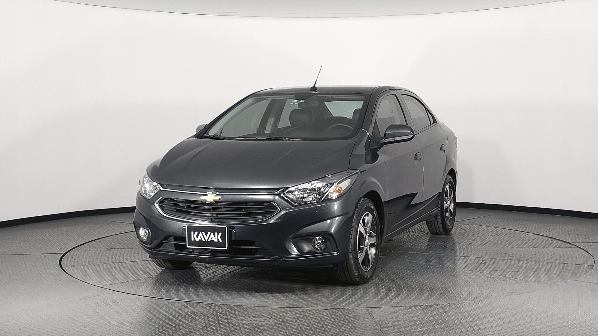 Carros Chevrolet Prisma 1.4 LT 5MT Sedan 2020 usados | KAVAK Perú