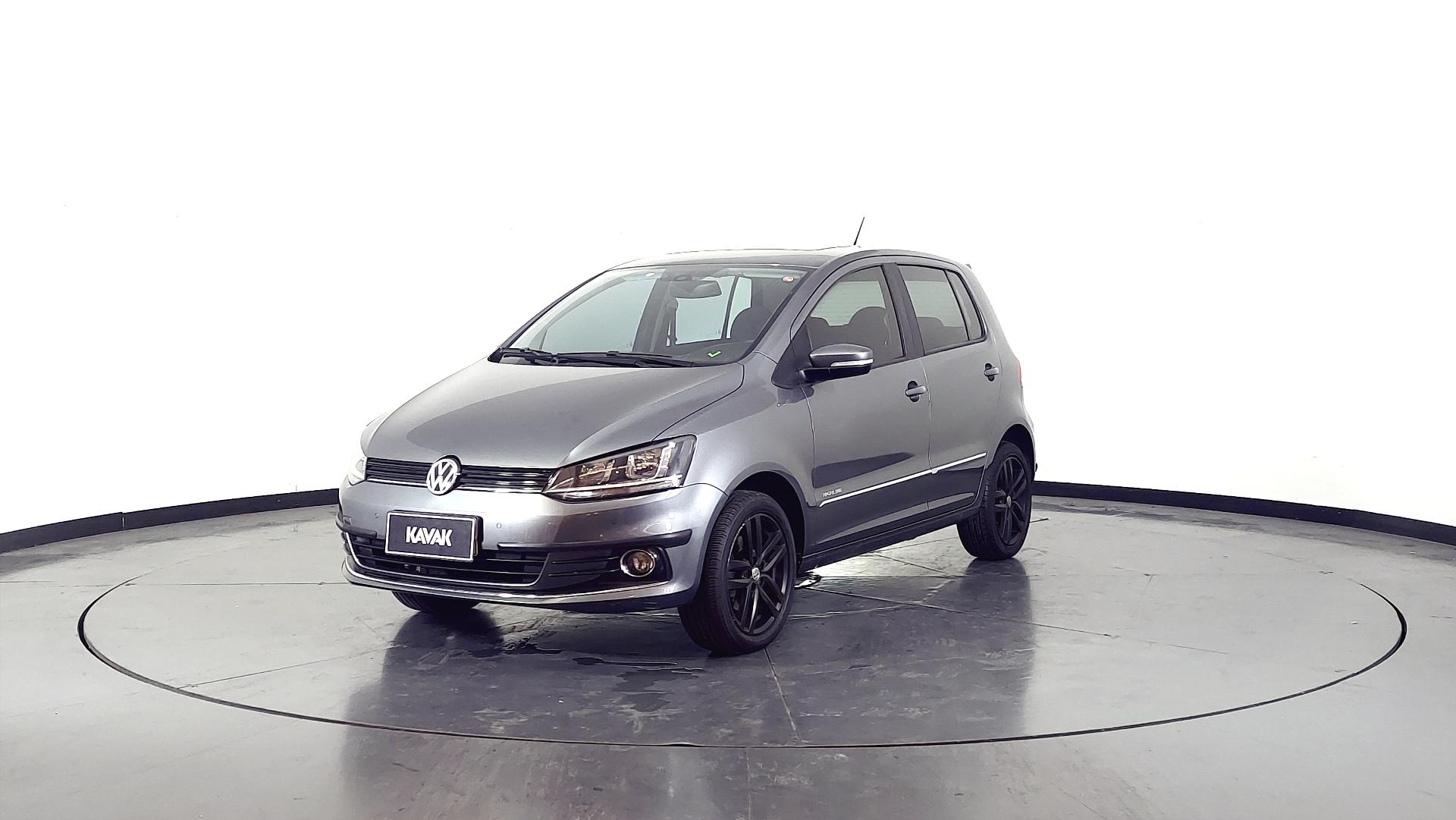 Autos Volkswagen Fox 1.6 Highline Imotion Hatchback 2017 usados | KAVAK ...