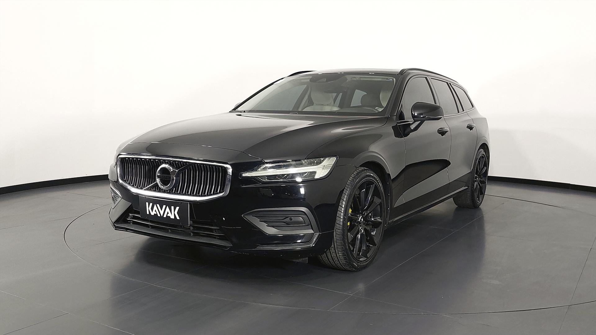 Carros Volvo V60 T5 MOMENTUM Hatchback 2020 usados | KAVAK Brasil