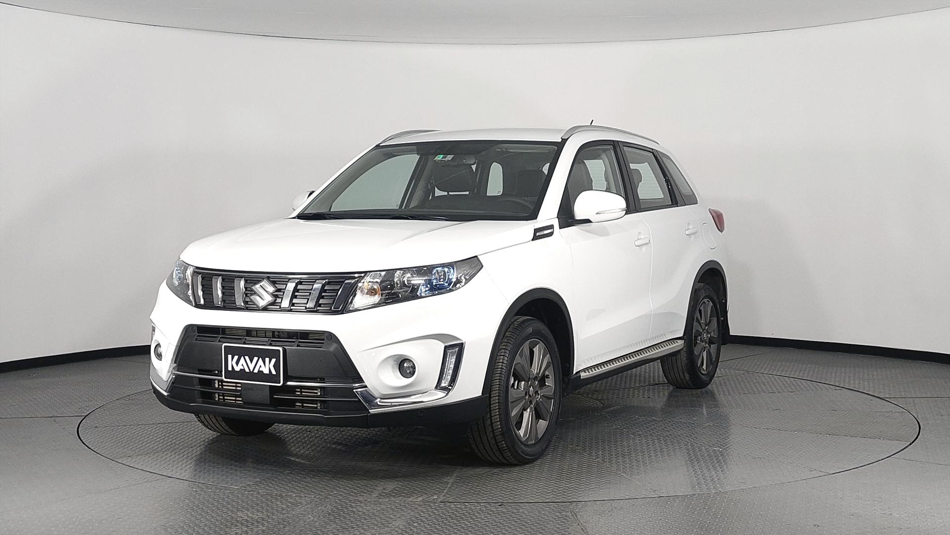 Carros Suzuki Vitara 1.4 GLX FULL 4x2 MT Suv 2023 usados | KAVAK Perú