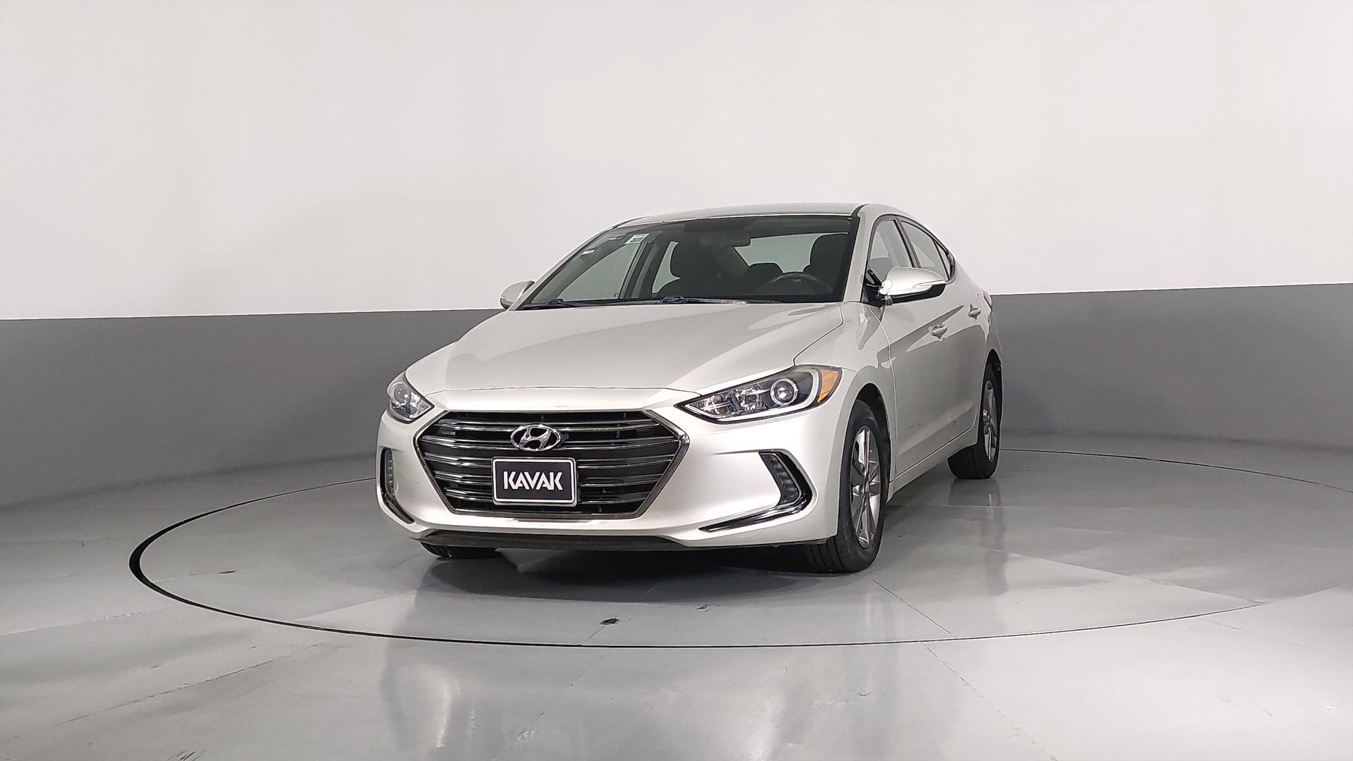 Autos Hyundai Elantra 2.0 GLS PREMIUM AT Sedan 2017 usados | KAVAK México