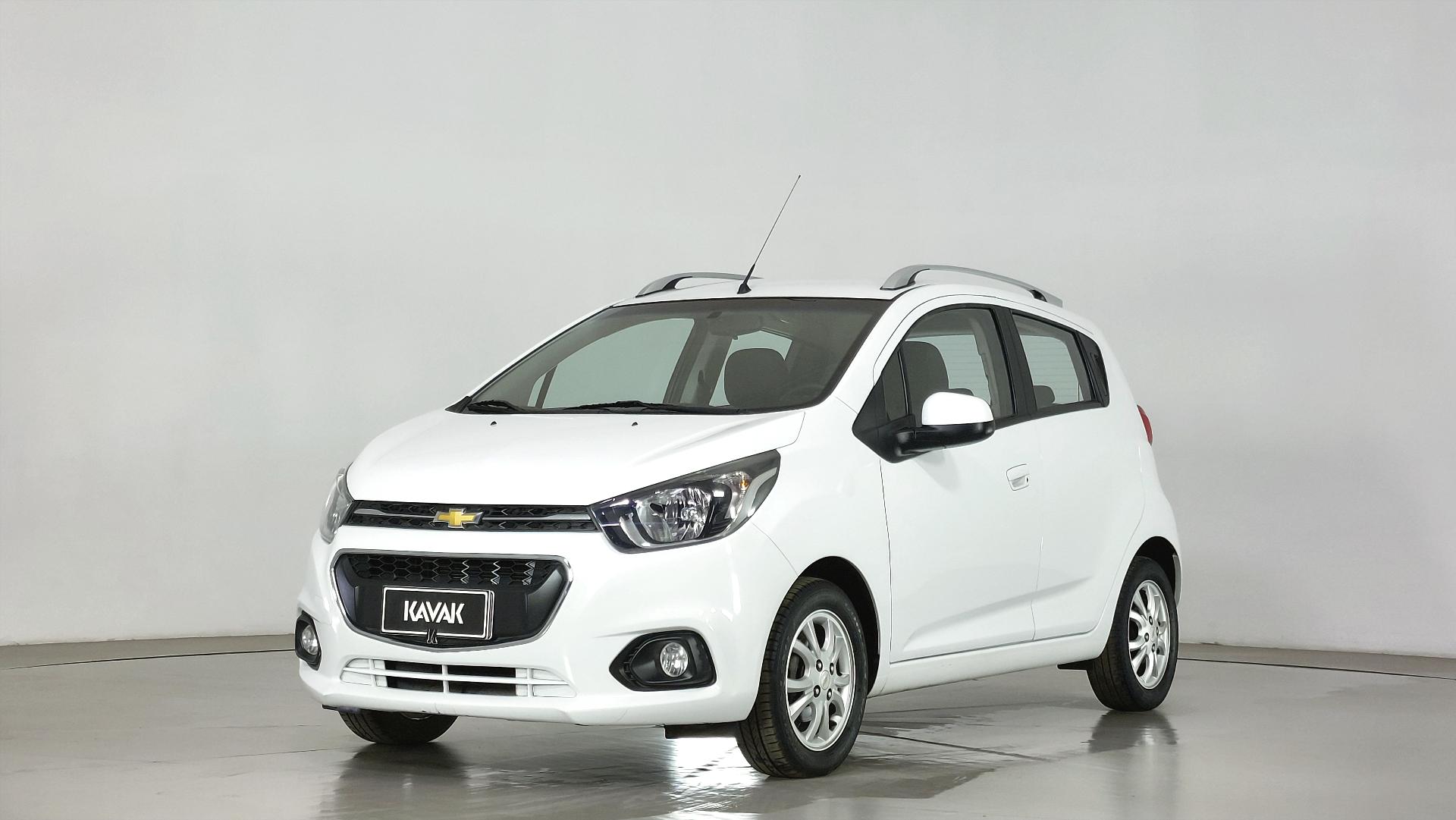 Autos Chevrolet SPARK GT 1.2 LT AC Full MT HB Hatchback 2019 usados | KAVAK Chile