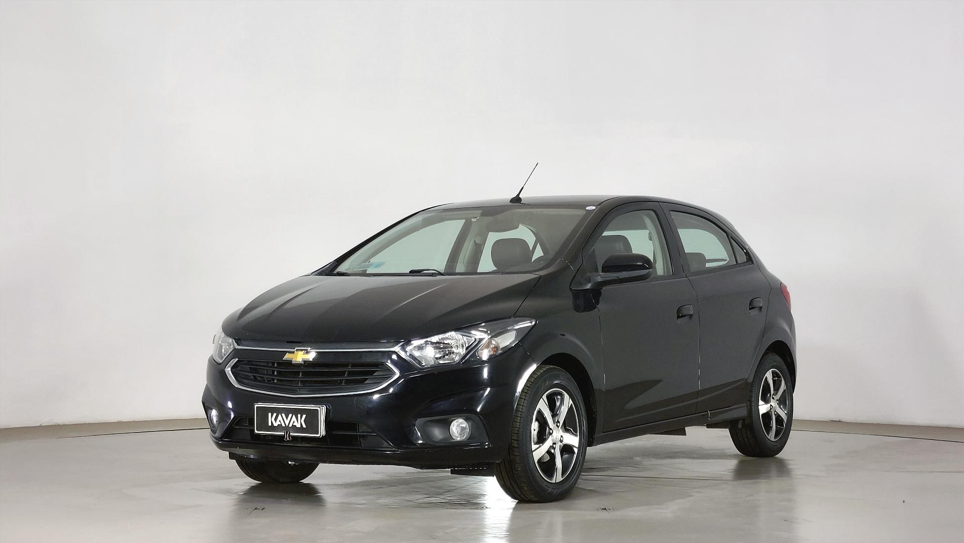 Autos Chevrolet ONIX 1.4 LTZ MT Hatchback 2017 usados | KAVAK Chile