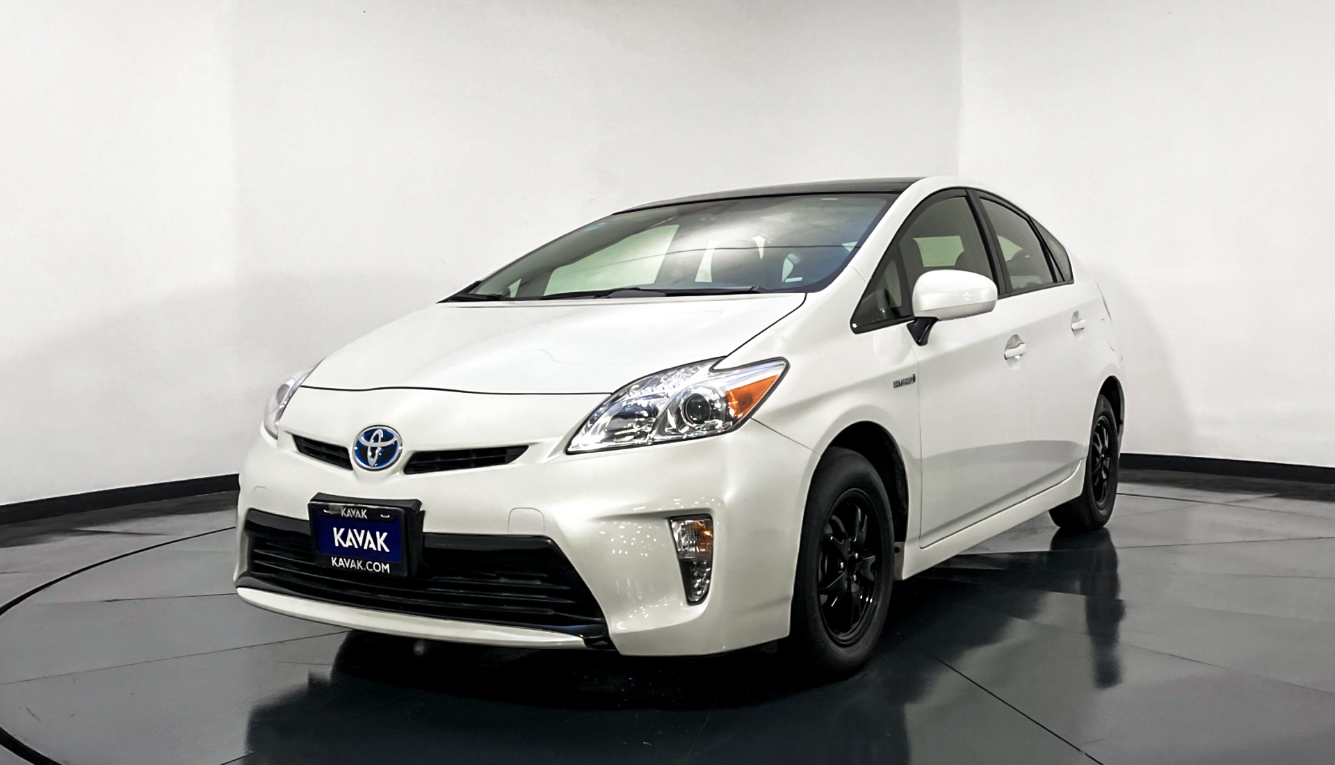 Toyota Prius 2015 #26154 | 60706 KM | Precio: $249999
