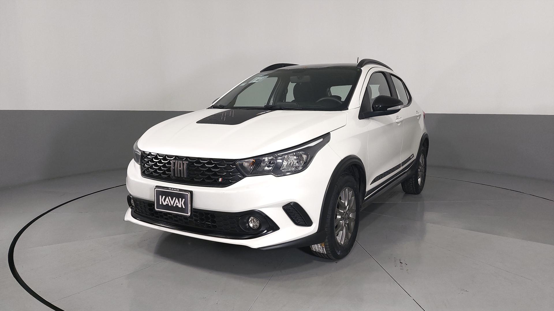 Autos Fiat Argo 1.8 TREKKING AUTO Hatchback 2022 usados | KAVAK México