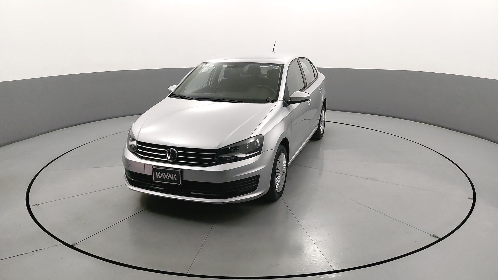Autos Volkswagen Vento 1.6 STARTLINE Sedan 2020 usados | KAVAK México