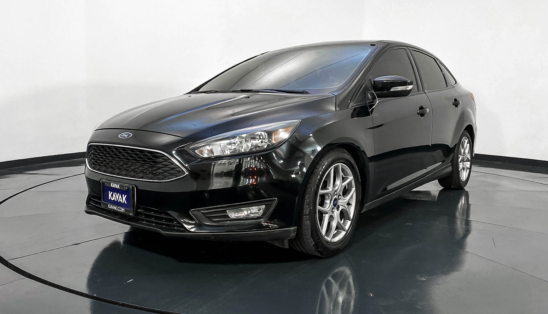Ford Focus 2015 #27131 | 86840 KM | Precio: $172999