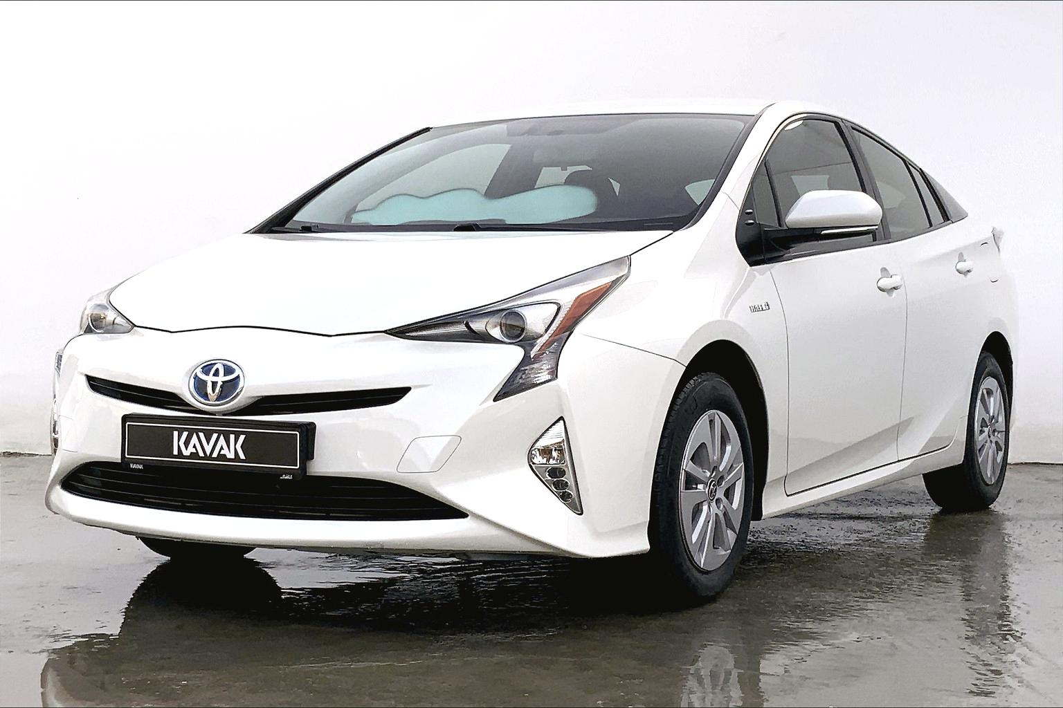 Used Toyota Prius ECO Hatchback 2017 Cars for Sale | KAVAK Oman