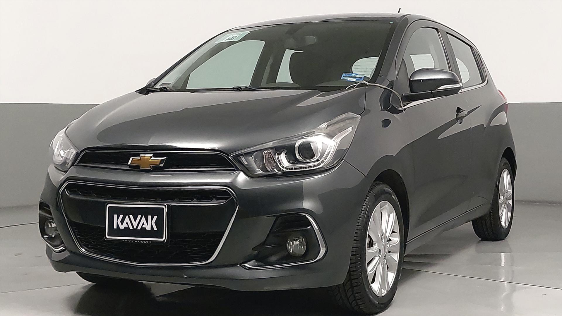 Autos Chevrolet Spark Cargo 1.4 LTZ C MT Hatchback 2017 usados | KAVAK ...