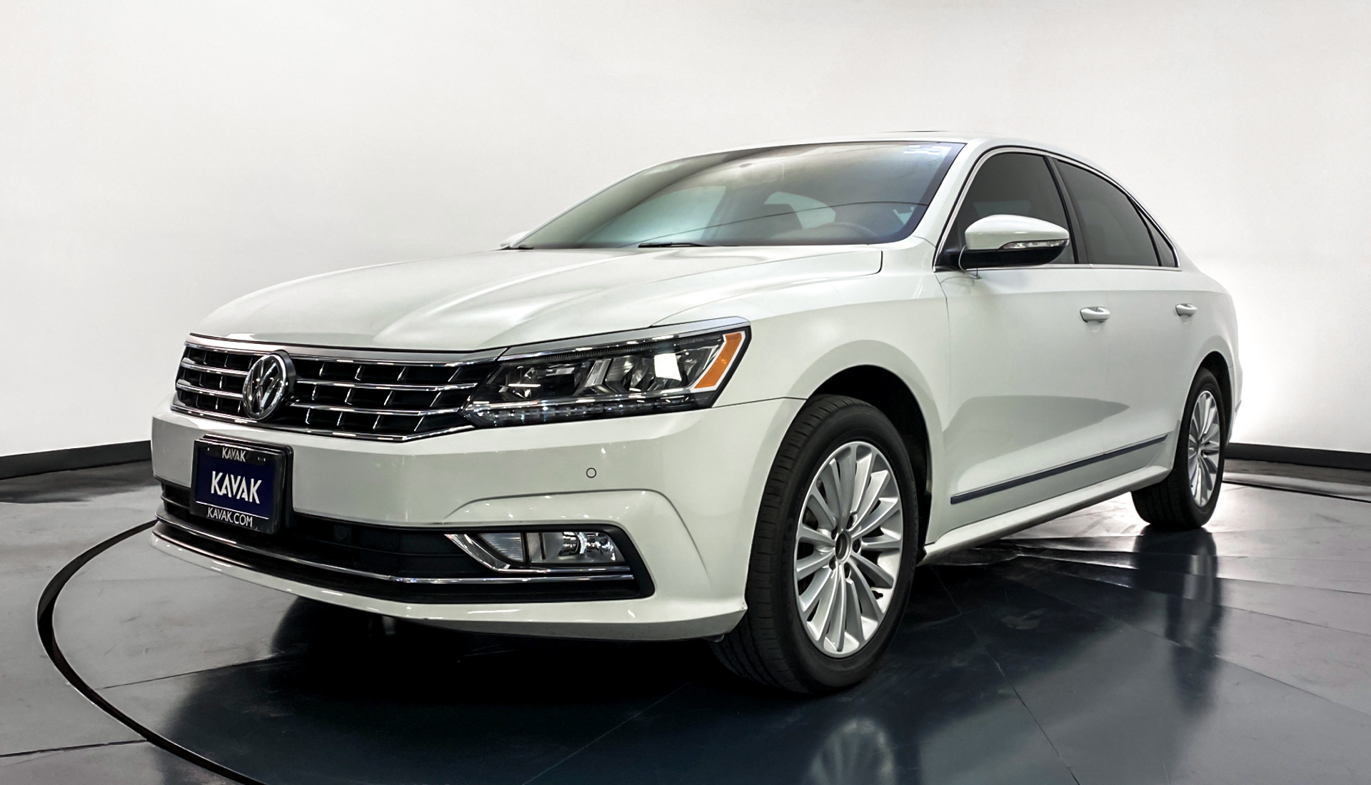 Volkswagen Passat 2017 #27921 | 26430 KM | Precio: $282999