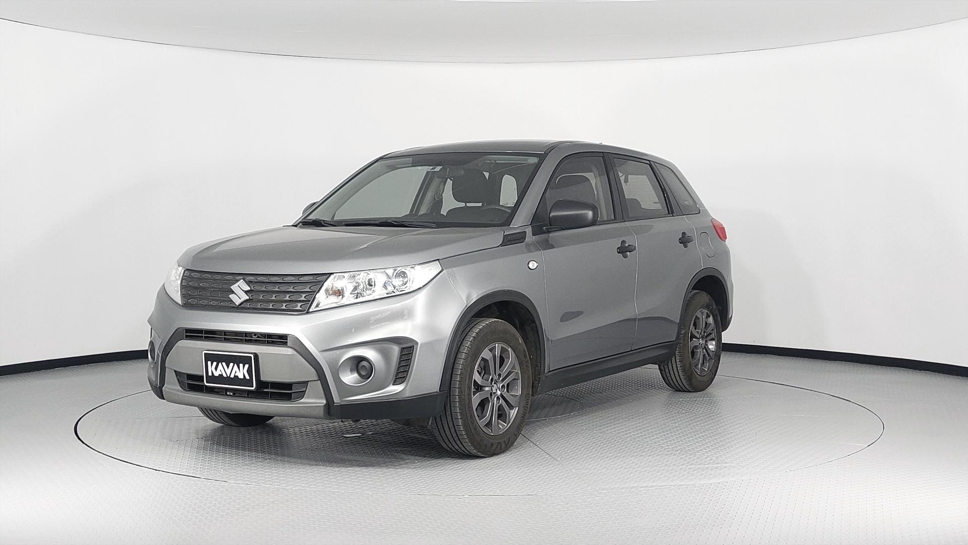 Carros Suzuki Vitara 1.6 GL 2WD MT Suv 2018 usados | KAVAK Perú