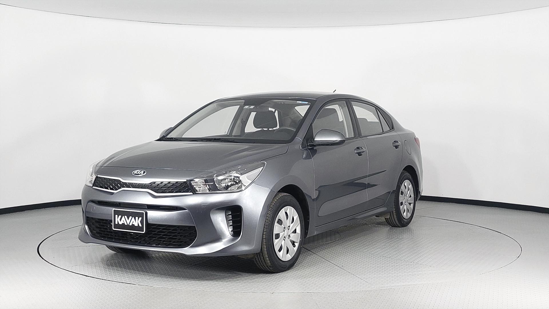 Carros Kia Rio 1.4 LX FULL AT Sedan 2020 usados | KAVAK Perú