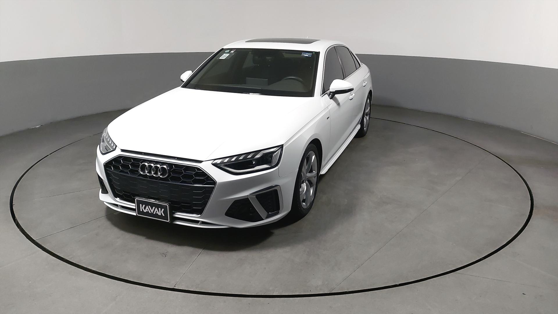 Autos Audi A4 2.0 MHEV 40 TFSI S LINE DCT Sedan 2020 usados | KAVAK México