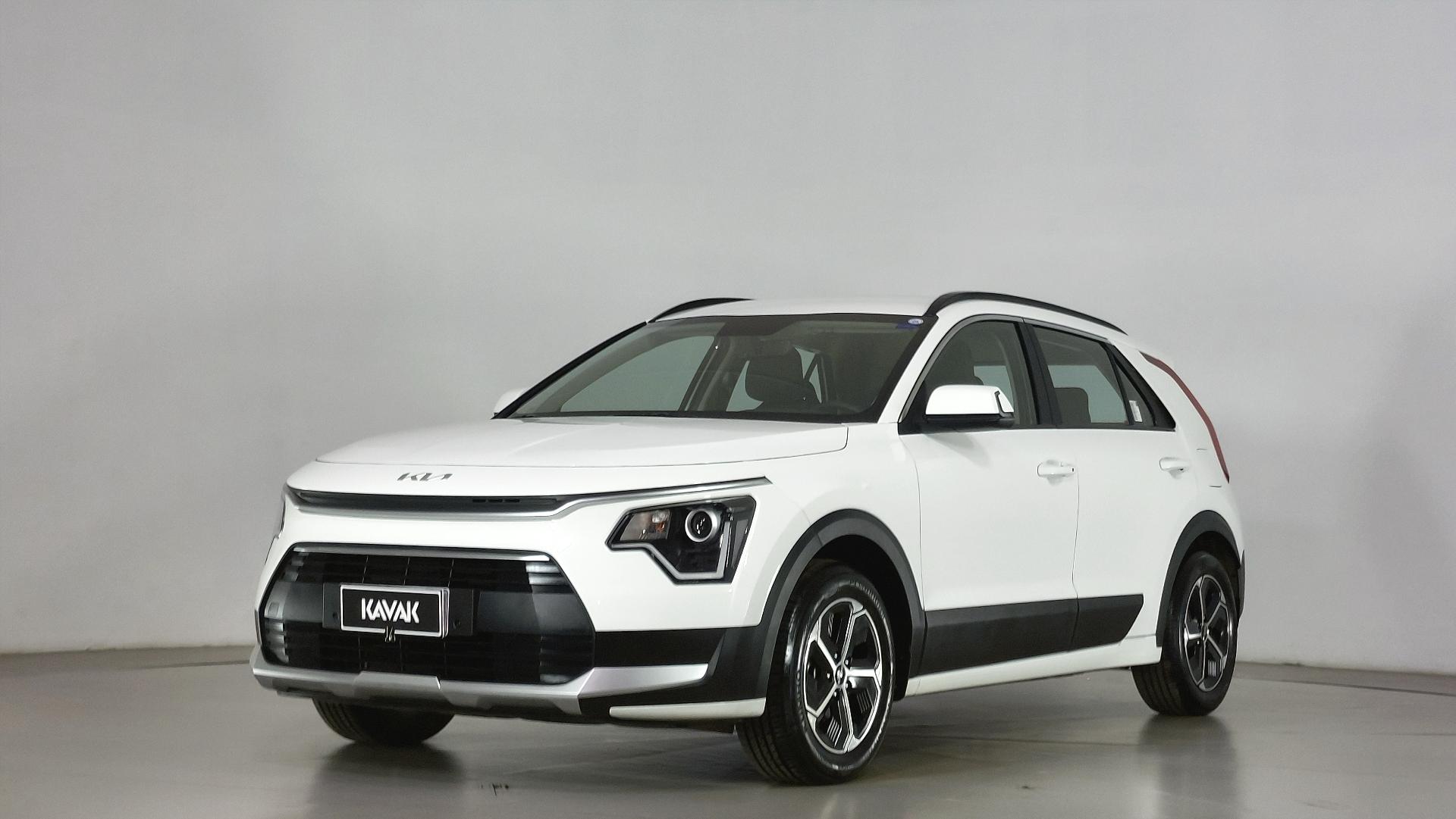 Autos Kia Niro NIRO 1.6L LX GDI 6DCT Suv 2023 usados | KAVAK Chile