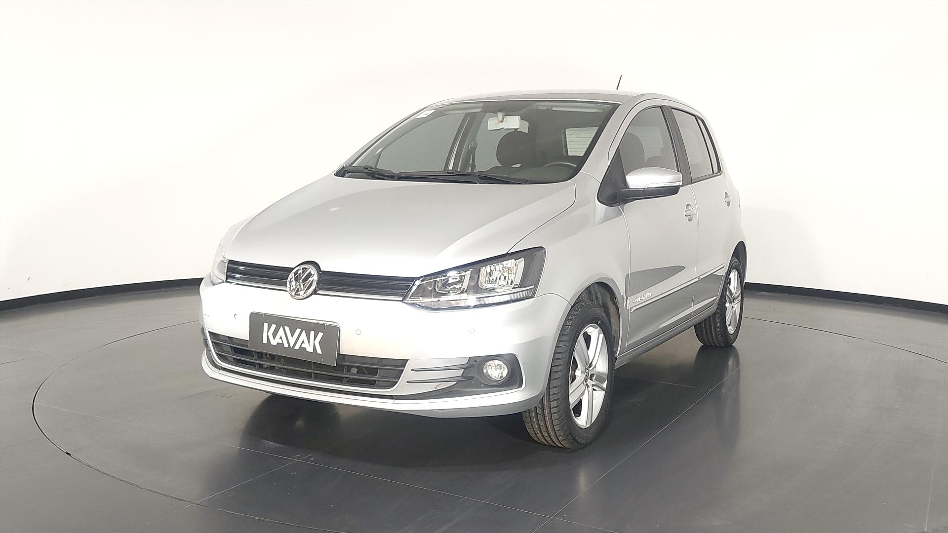 Carros Volkswagen Fox MSI COMFORTLINE Hatchback 2016 usados | KAVAK Brasil