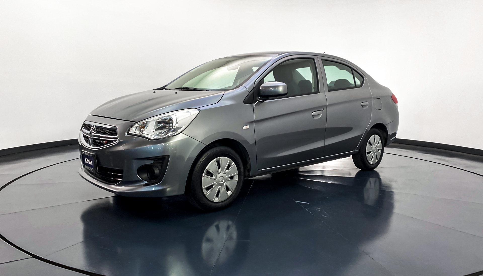 Dodge Attitude 2017 #30086 | 27566 KM