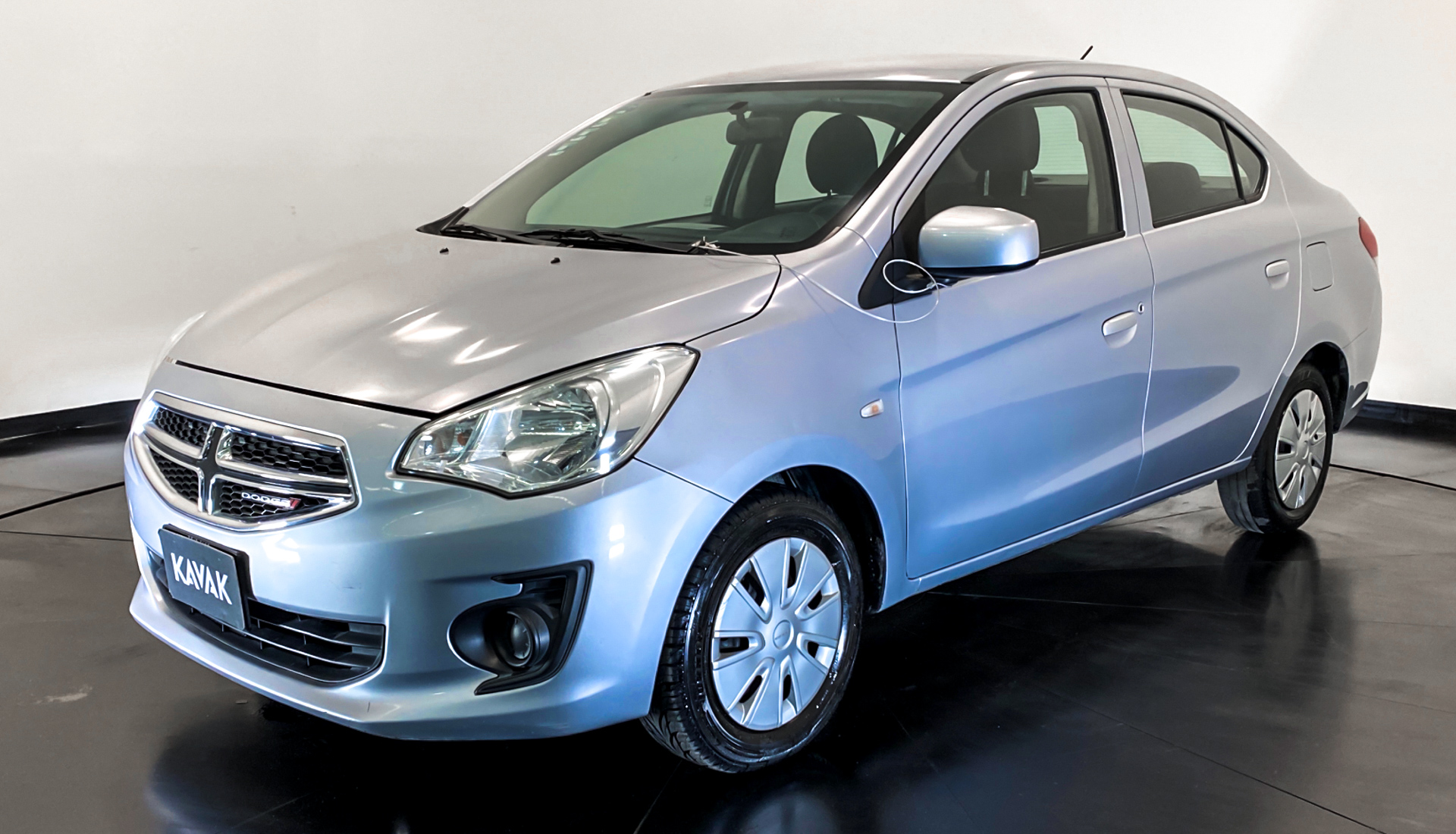 Dodge Attitude 2017 #30656 | 99350 KM | Precio: $132999