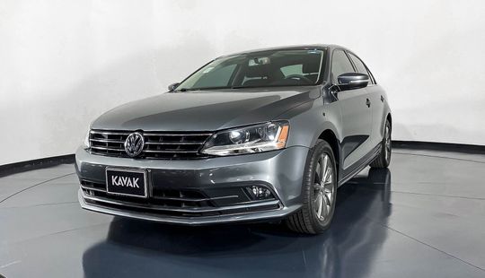Volkswagen Jetta A6 2017 #44641 | 67000 KM | Precio: $237999